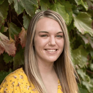 2020 Scholarship Recipient Spotlight: Emma Rhodes