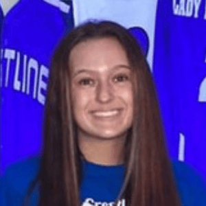 2021 Scholarship Recipient Spotlight: Ivy Stewart