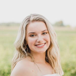 2021 Scholarship Recipient Spotlight: Allison Scott